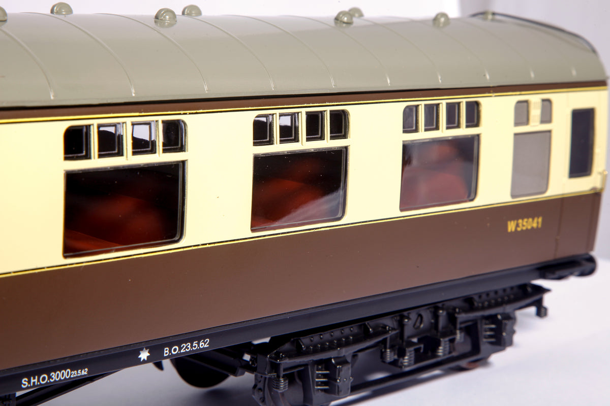 1:32 Scale BR Mk1 Coach Accucraft – Maidstone Engineering Supplies