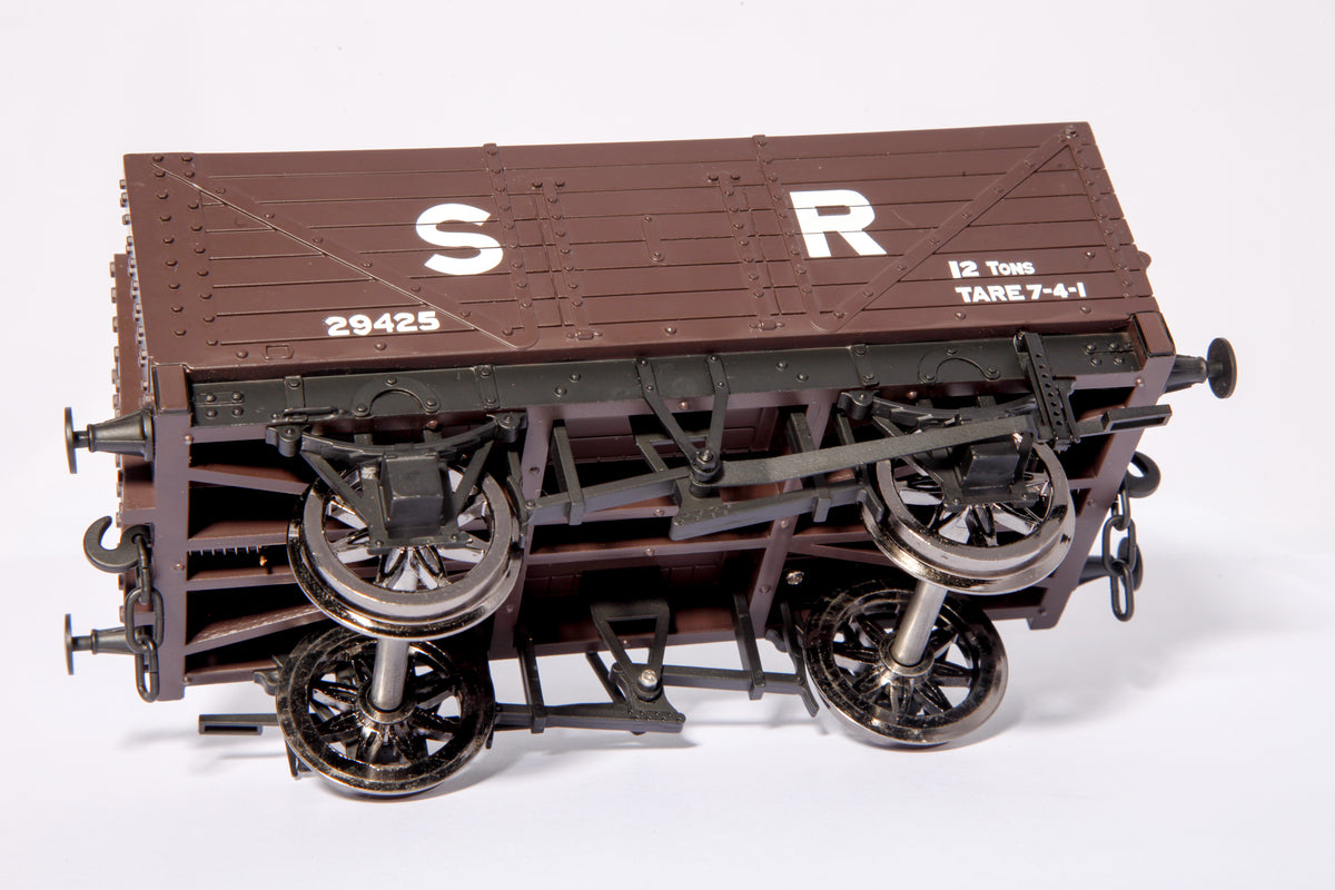 1:32 Scale RCH Seven Plank Wagon Accucraft – Maidstone Engineering Supplies